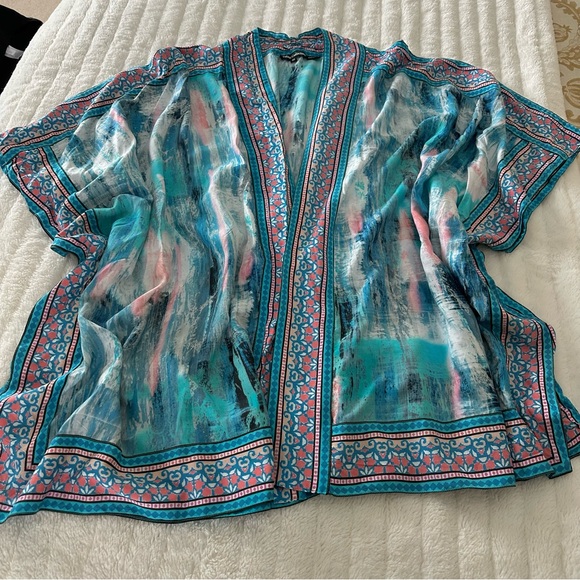 Tolani | Tops | Tolani Collection Kimono | Poshmark